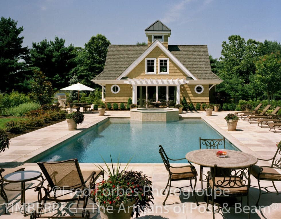 Farmingdale Pool House: A Beautiful Timberpeg Guest Home
