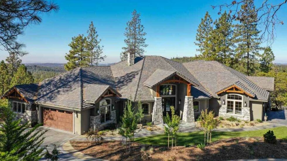 Blue Ridge Mountain Home (T01543) - Timberpeg